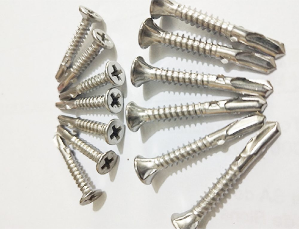 Self Drilling Screw With Wing | professional screws factory
